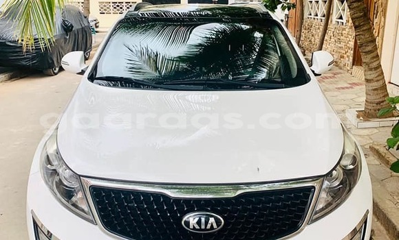 Dieundeu occasion kia sportage white auto in dakar in dakar - gaaraas